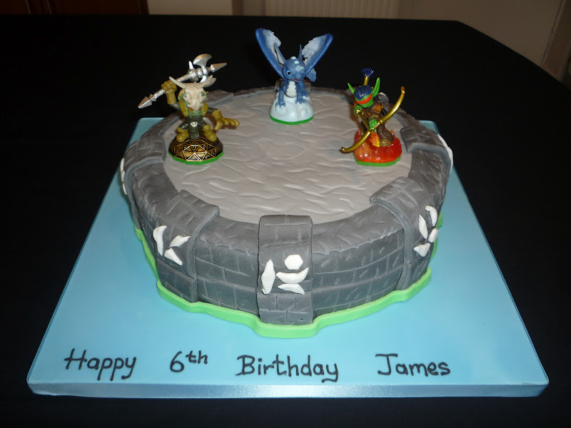 Elaine Allan: Skylander Cake