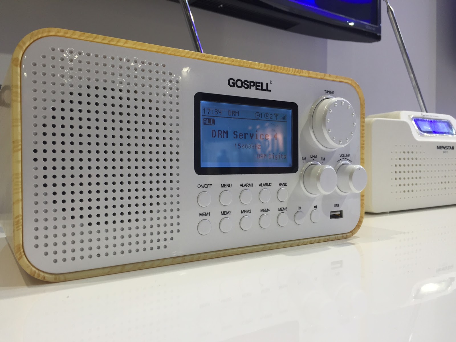 drmna.info: Gospell GR-216 receiver at IBC 2016 in Amsterdam