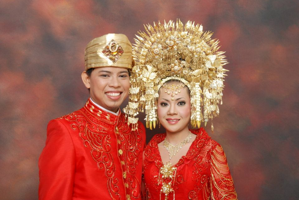 Busana Pengantin Minang yang buruk | Ranah Minangkabau