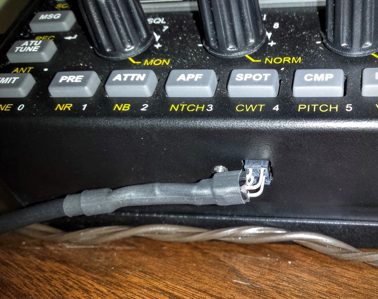 Ham Radio - QRP: Two keys at once on the Elecraft KX3