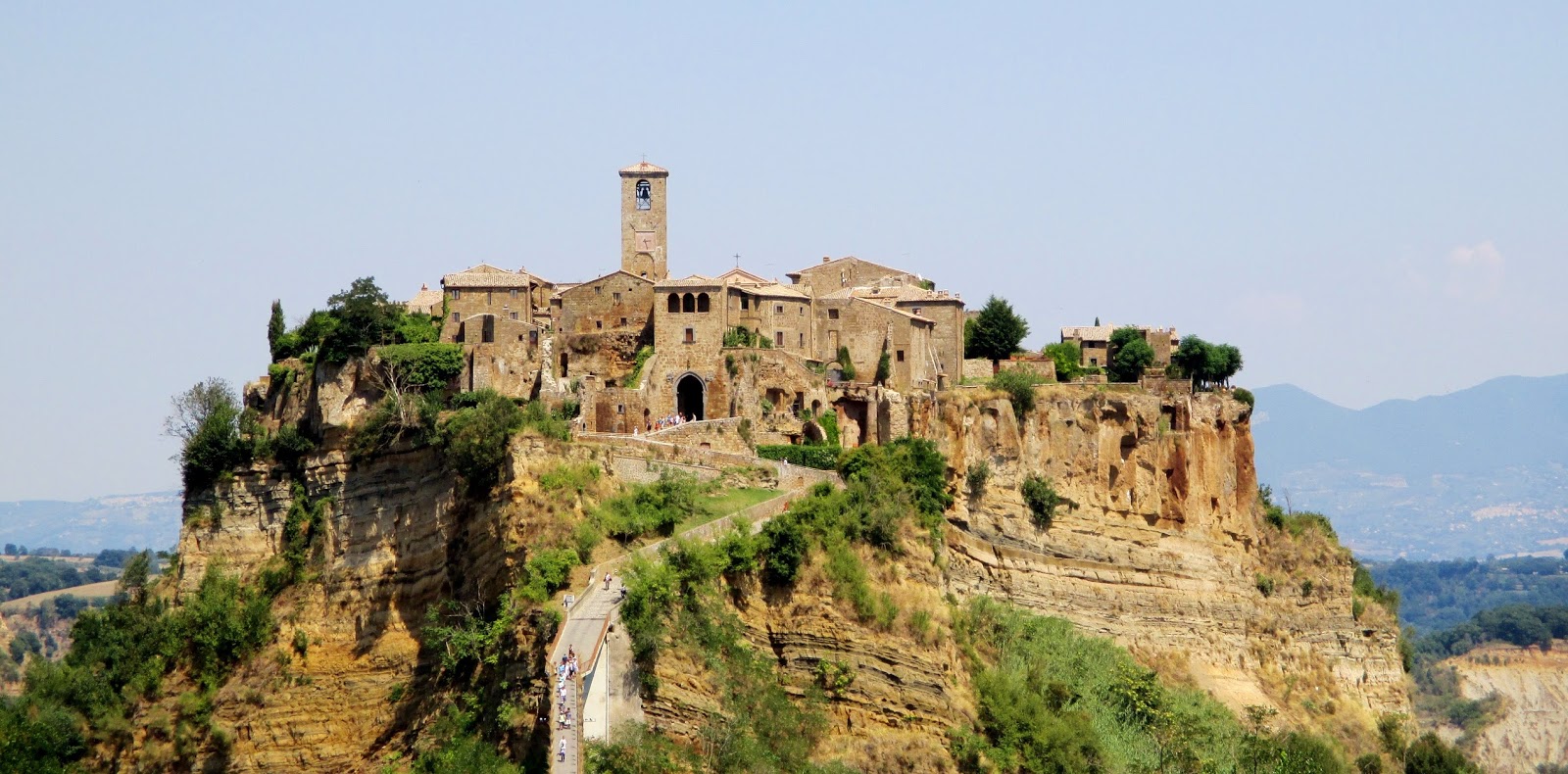lo spettacolo dell'emozione: Civita di Bagnoregio
