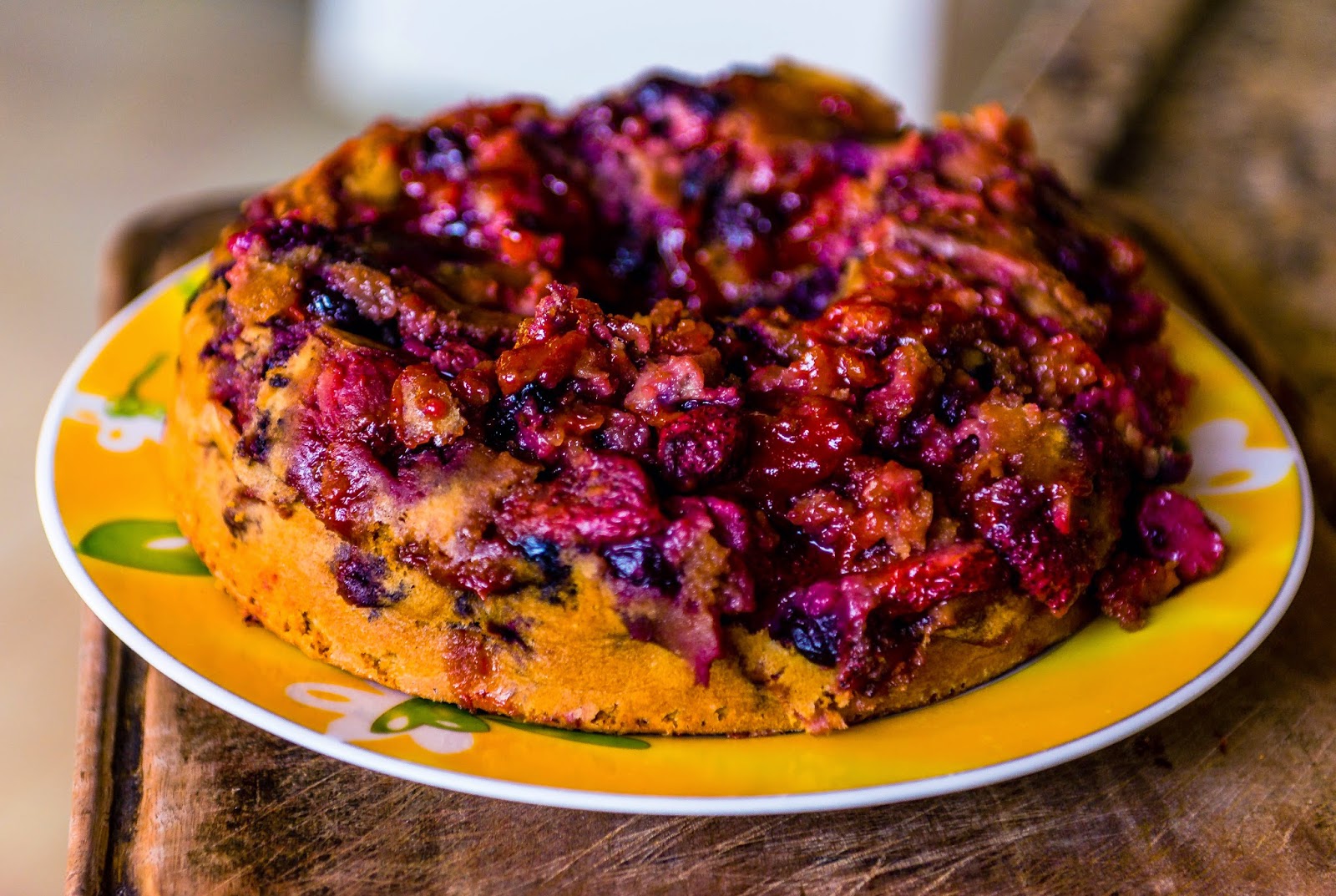 Baudalola: Bolo de Frutas Vermelhas.