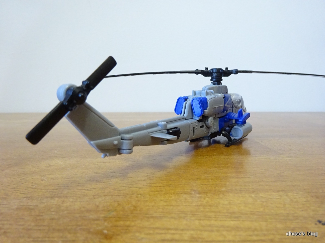 ChCse's blog: Toy Review: Transformers Generations Studio Series ...