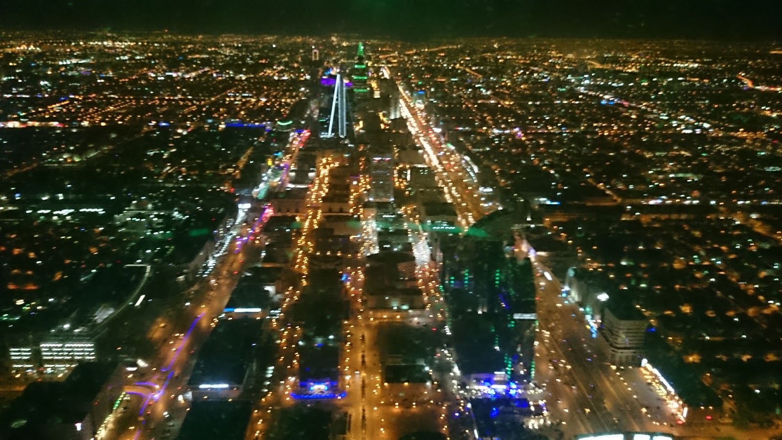A Taste Of Saudi Arabia: Sky Bridge At Kingdom Centre - Riyadh