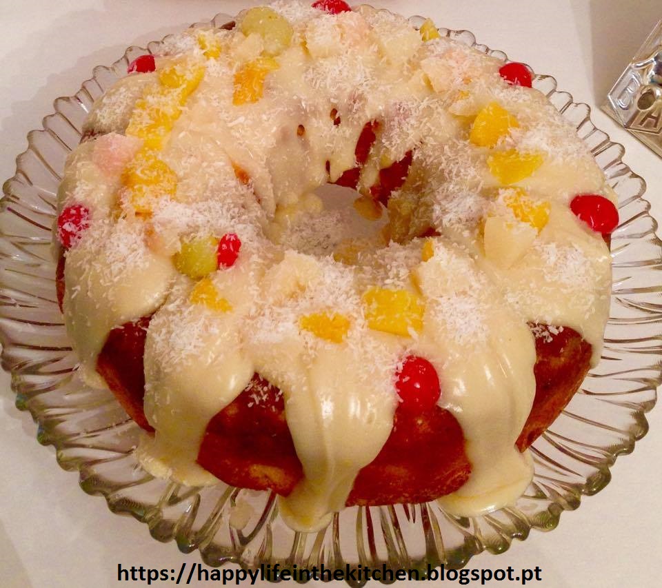 Bolo de Frutas com Custard de Baunilha...para um serão docinho!