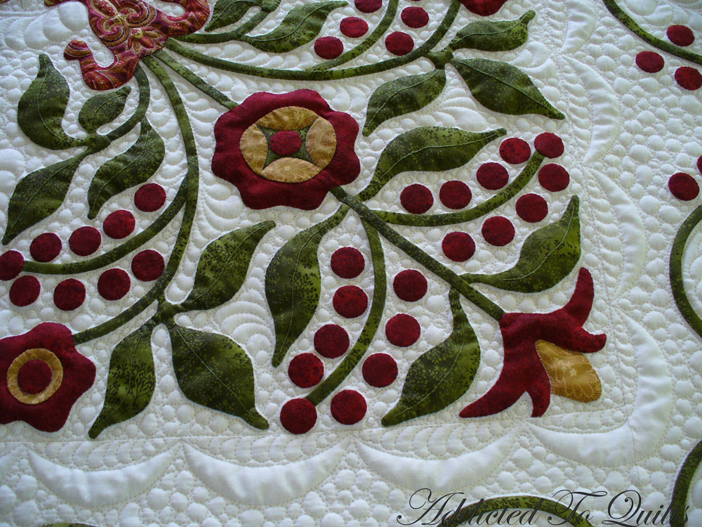 Addicted To Quilts: Feathers with Curved Cross Hatching