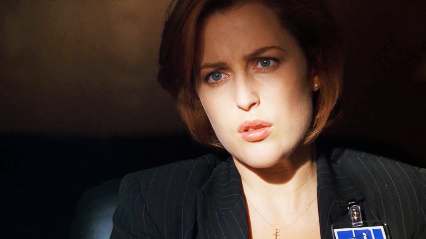 Doux Reviews: The X-Files: S.R. 819