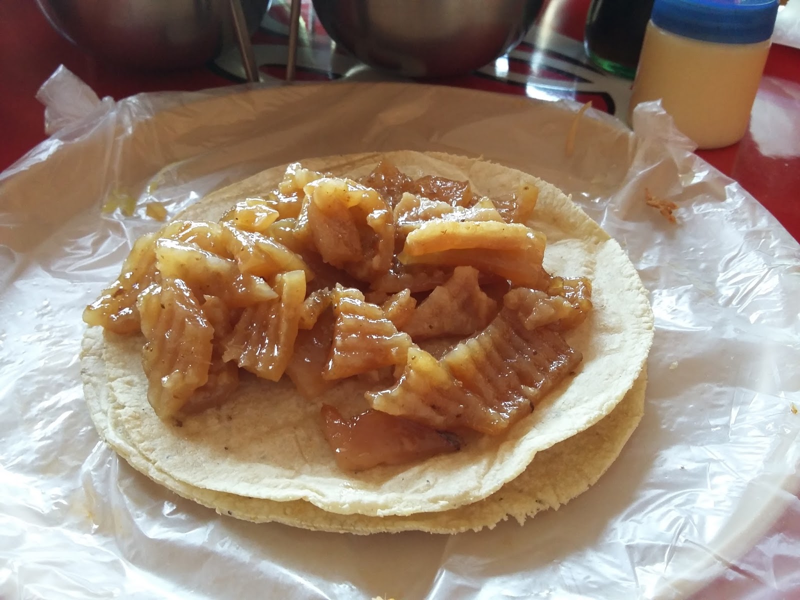 El Deli by Rosa M. E. : TACOS DE CUERITO EN "RICAS CARNITAS"