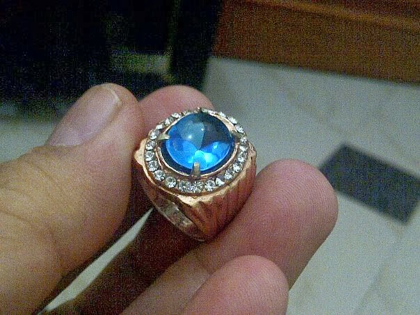 Blue Topaz | Jual perhiasan cincin batu akik (Pria/ Wanita.)