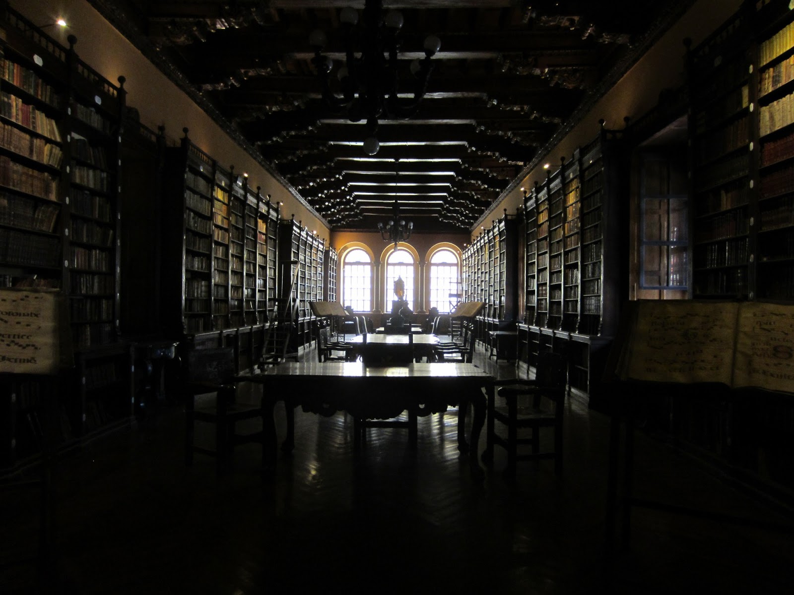 Candy & Paul's Big Adventure: Lima, Peru – life and colour