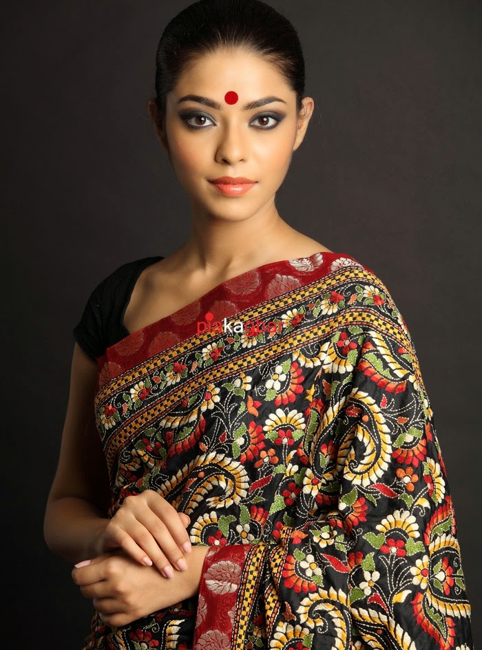Indian Forehead Jewelry ~ Jewellery India