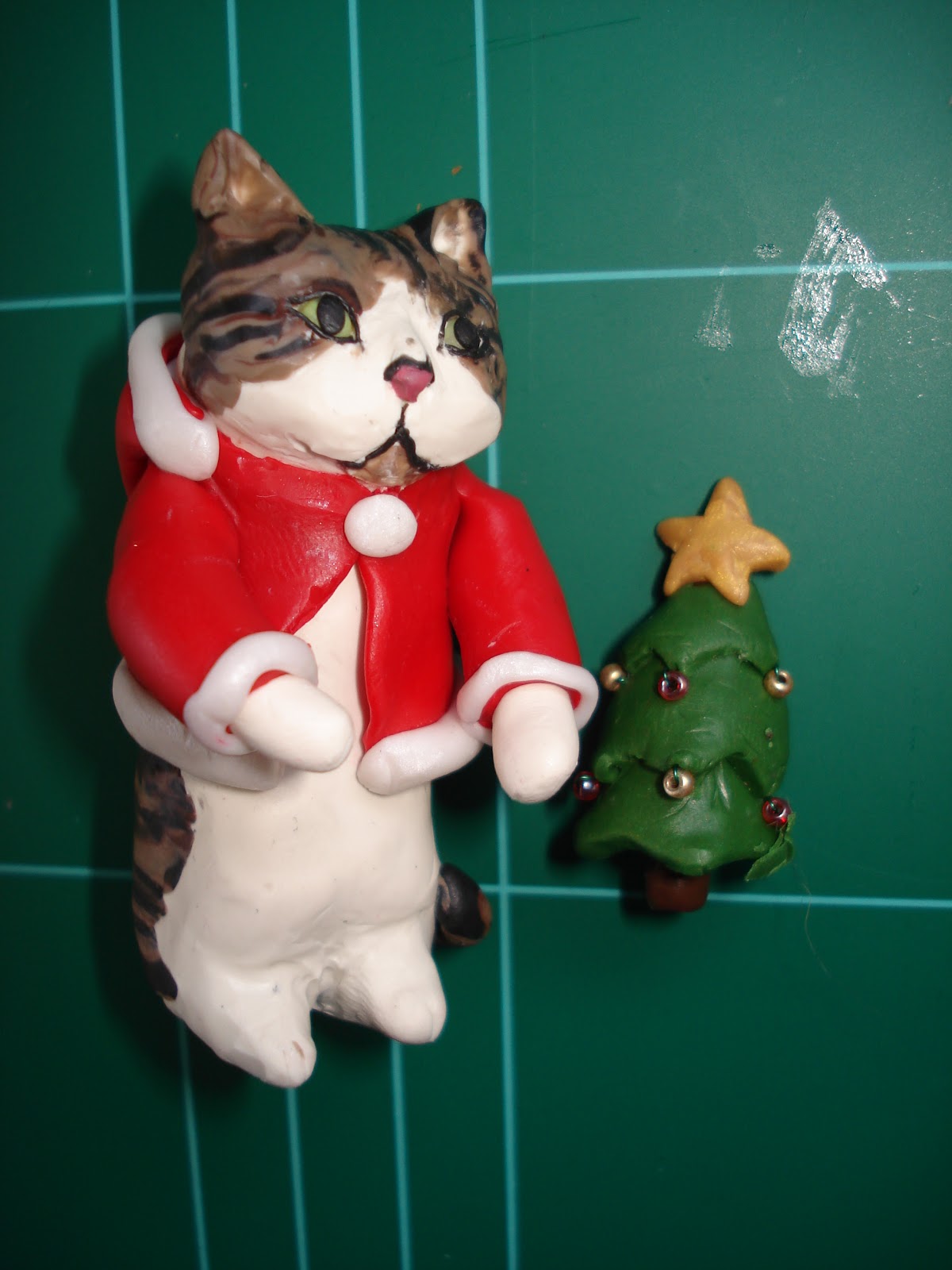 Everyweek Cat Craft Project: Week 44 - Christmas Cat Ornaments