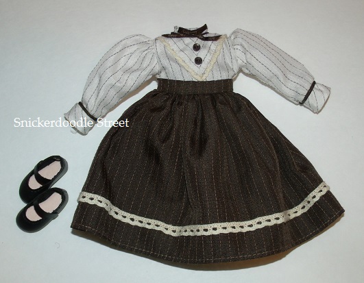 SNICKERDOODLE STREET: *REVIEW* Emmaline Dream Doll - Ginger Brook Hollow