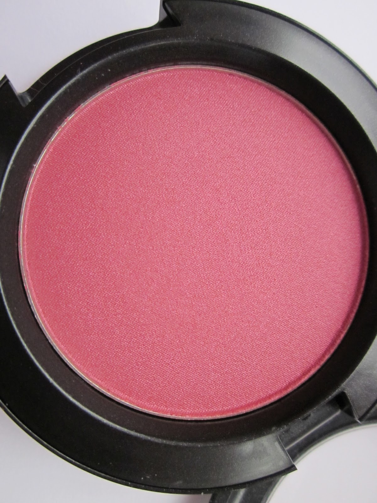 Pretty Tallulah | Beauty, Fashion & Lifestyle Blog: Mac Breezy Blush Review