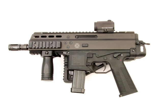 Defensa y Armas: Subfusil Brügger y Thomet APC9 (Suiza)