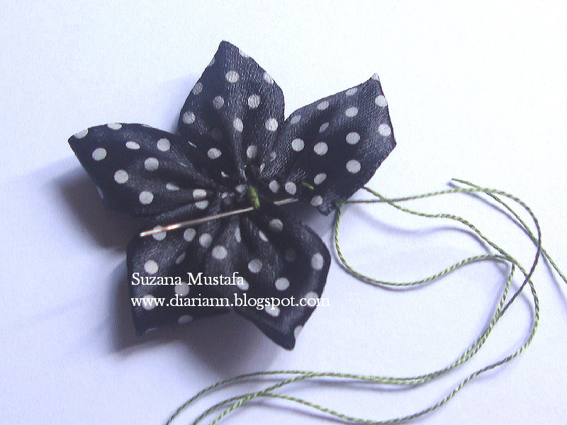 Suzana Mustafa: PIN BUNGA REBEN