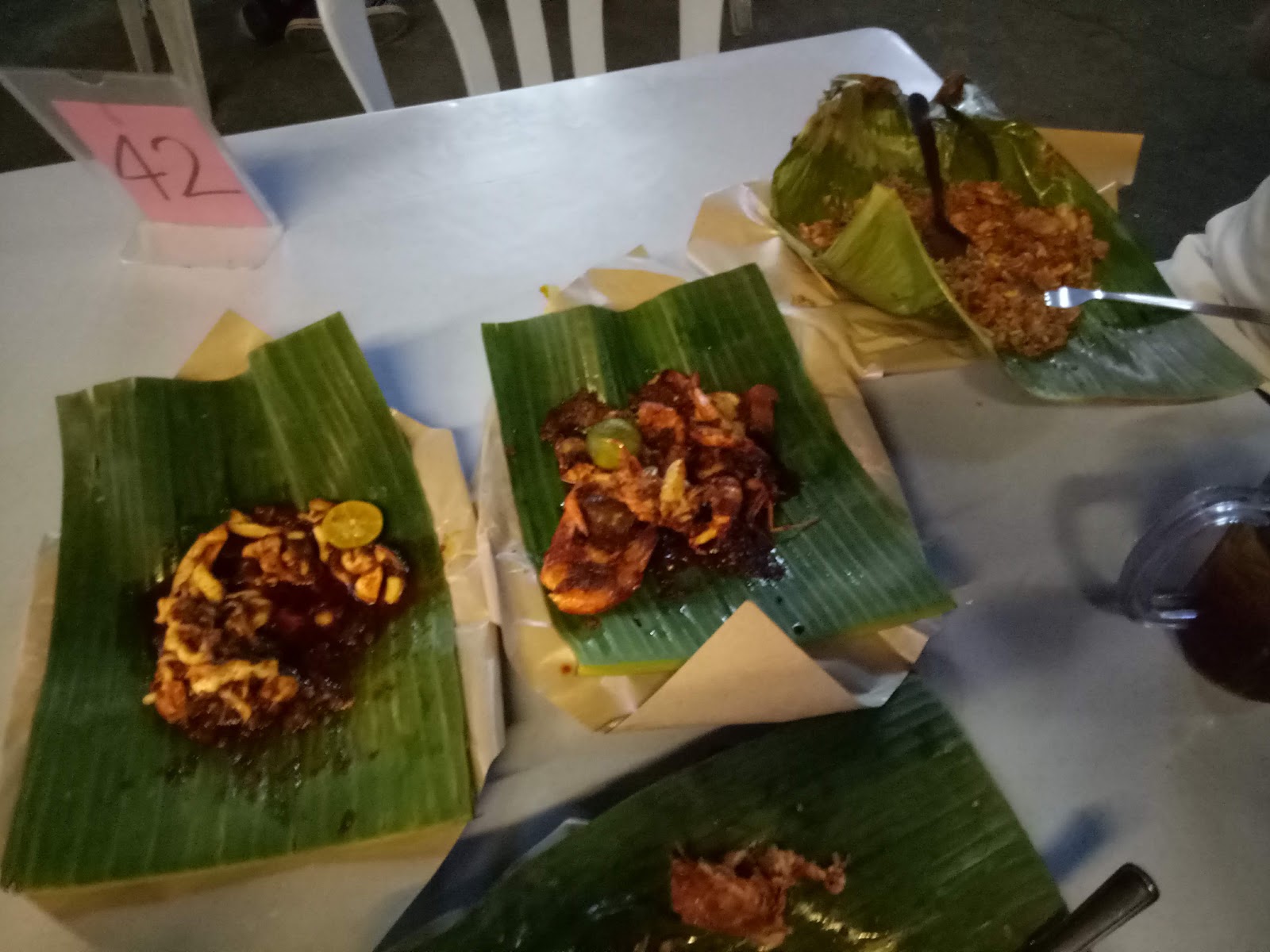 NASI GORENG DAUN PISANG, STULANG LAUT, JOHOR BAHRU - Let's Eat!