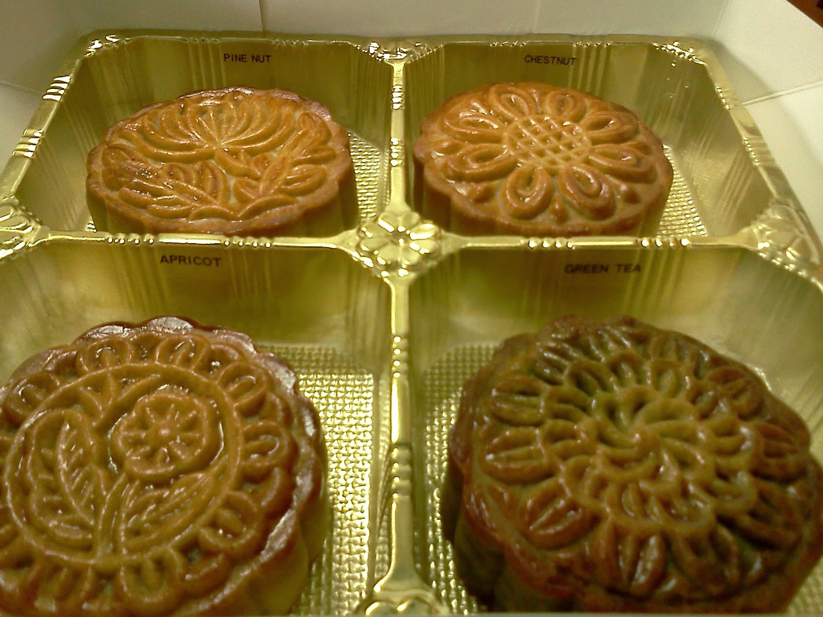 In Cookie Haven: Traditional Mooncakes (First Attempt)