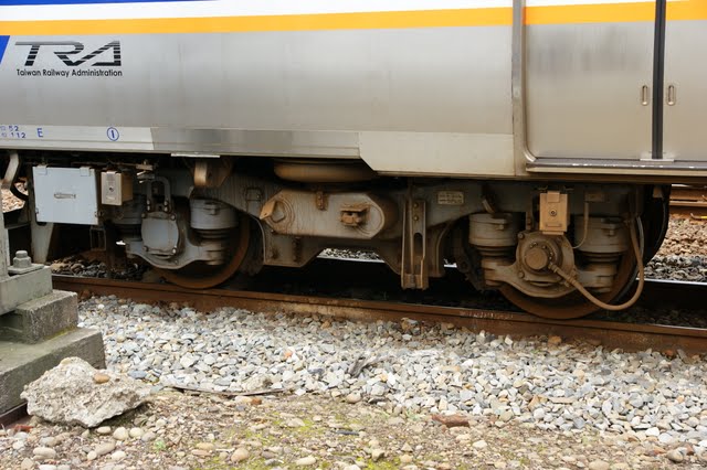 Blair's 鐵道攝影: EMU700型電聯車 / TRA EMU700 Type Electric Multiple Unit