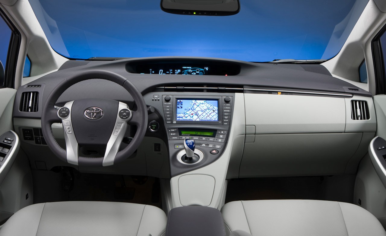 Powered by Fuel: Toyota Prius 2012