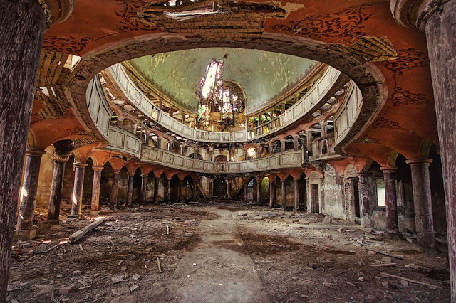 Deserted Places: 15 Deserted Places we discovered in 2015