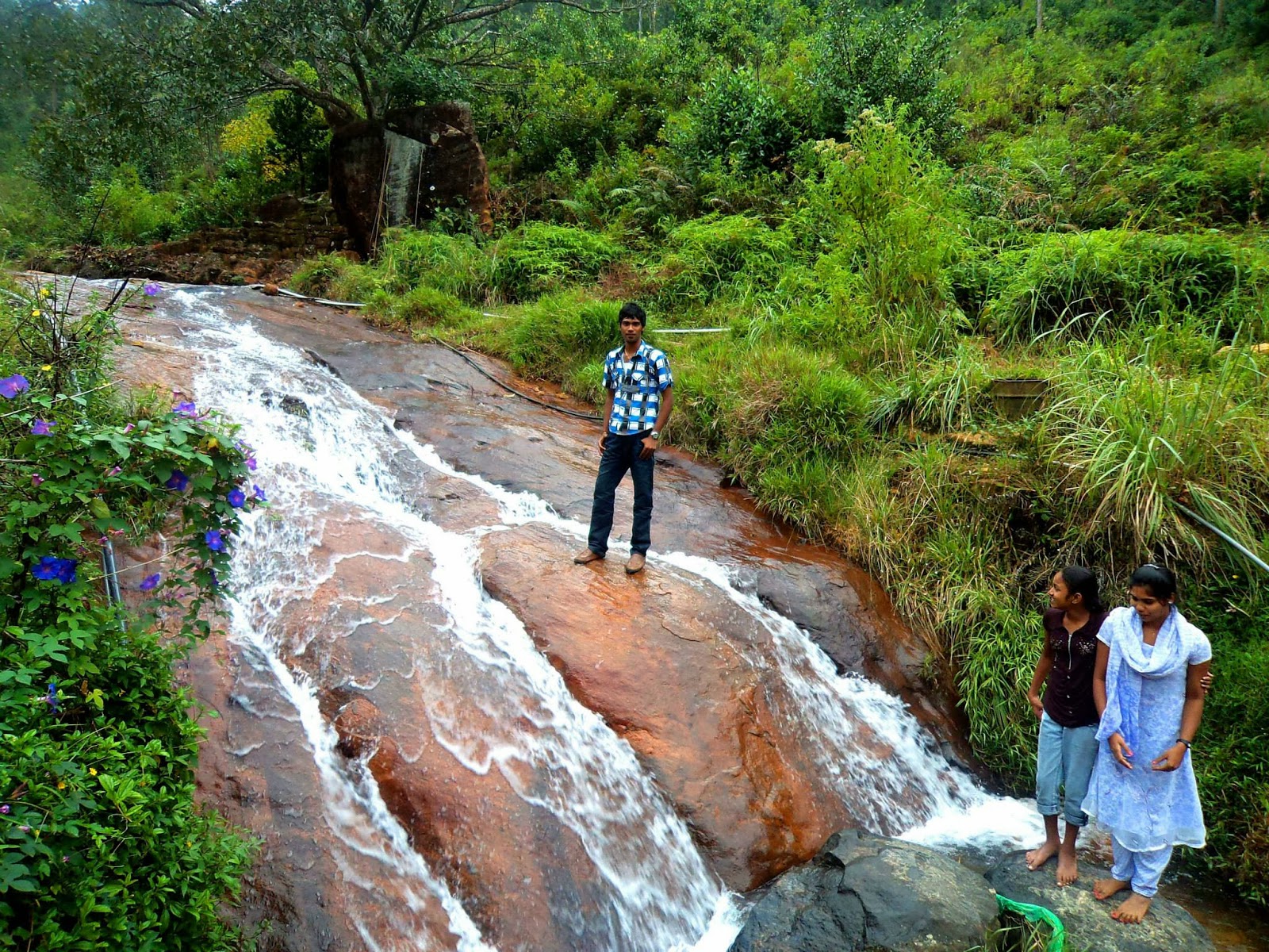 AbiTravels: Sivanoli paatha malai