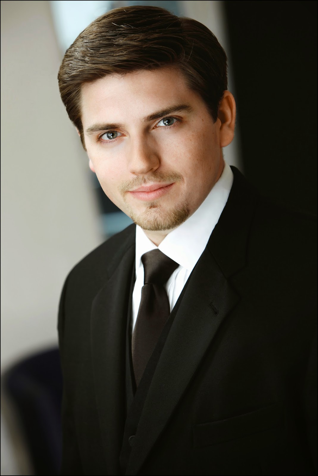 What's New at Sarasota Opera?: ARTISTS CORNER: Baritone David Pershall