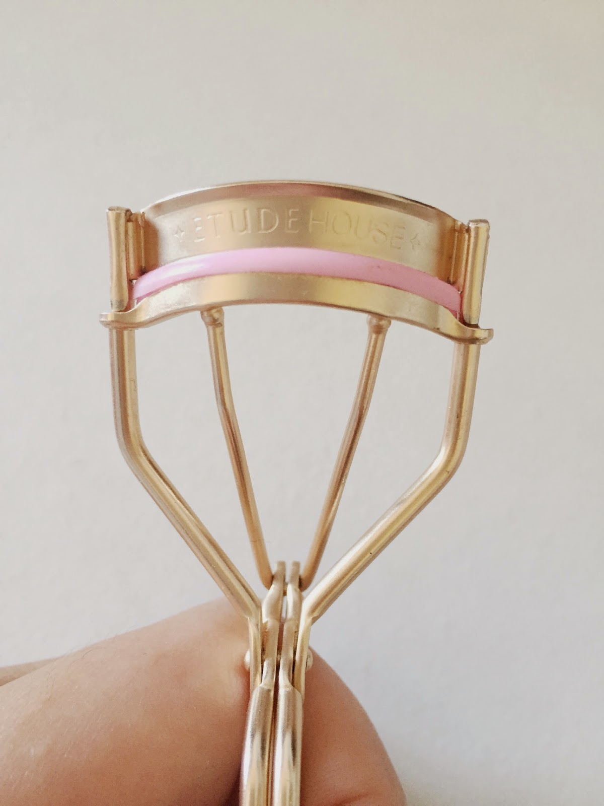 Review: Etude House My Beauty Tools (Eyebrow Razor & Eyelash Curler ...