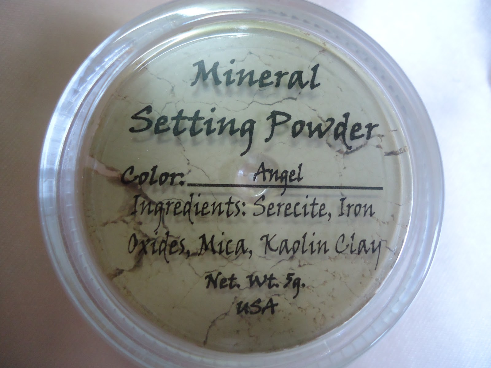 Monave Setting Powder Angel Review, Swatches - New Love - Makeup