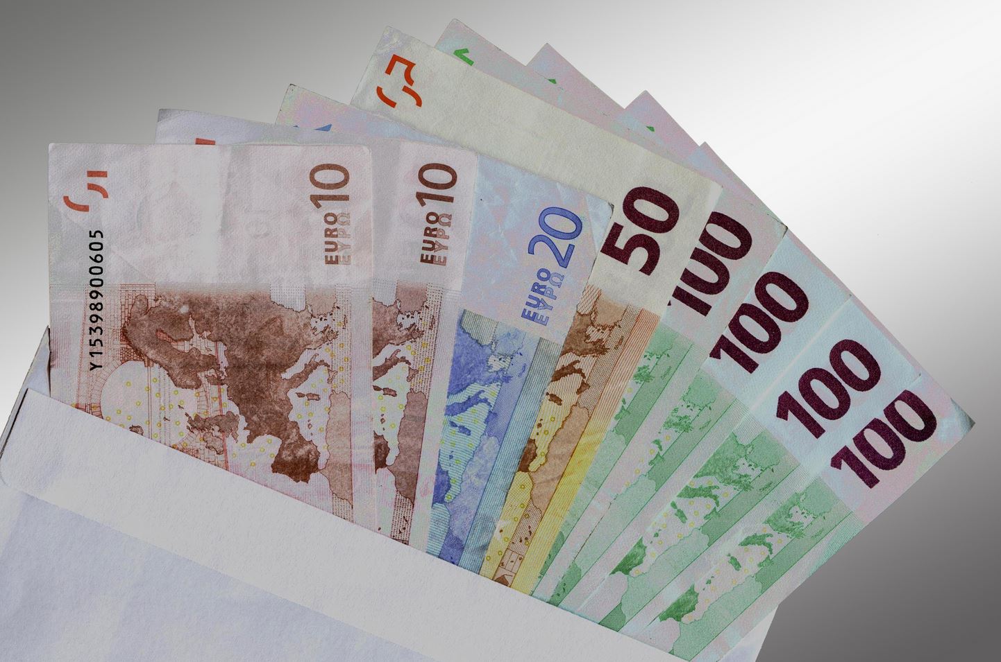 Ilmaisia kuvituskuvia: Euro raha