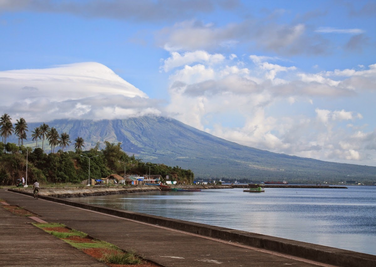 Mike Pua's Blog: Clean Seaport of Legaspi City