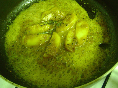 Bethica's Kitchen Flavours: Ilish Maach' er Jhol (Hilsa Fish Curry ...