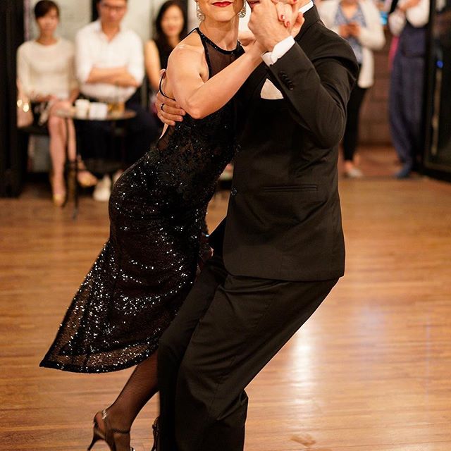 Tangos al bardo: BIEN MILONGA