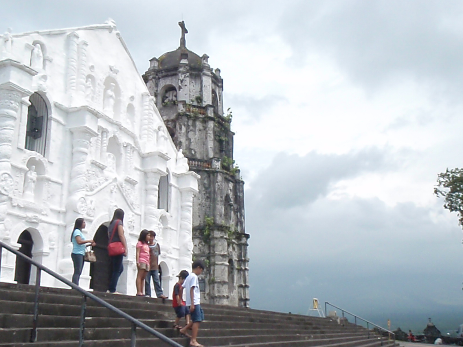 Daraga Church in Daraga, Albay | Noelizm