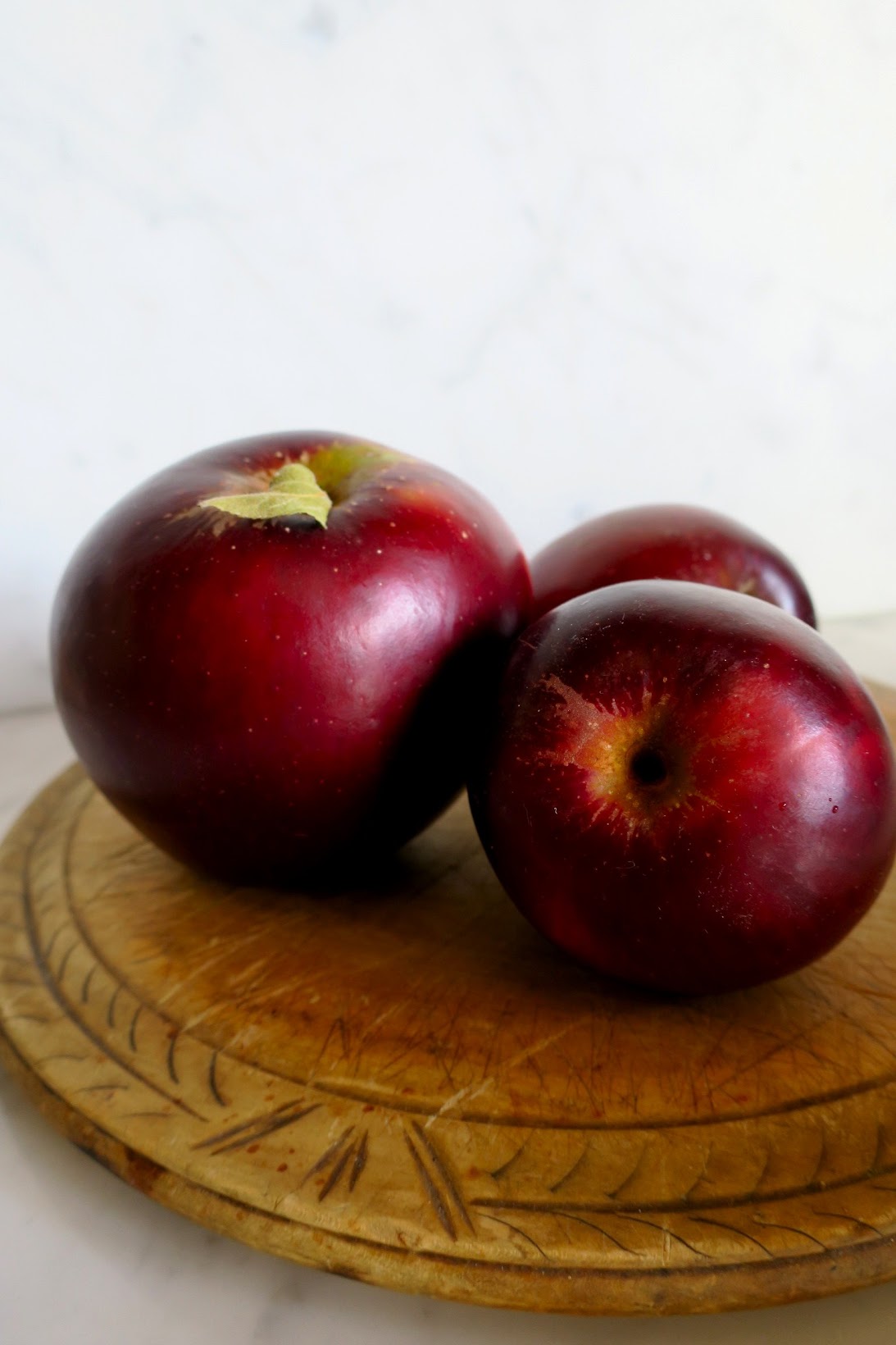 Chronica Domus: Edible Antiques: Snow White's Apple