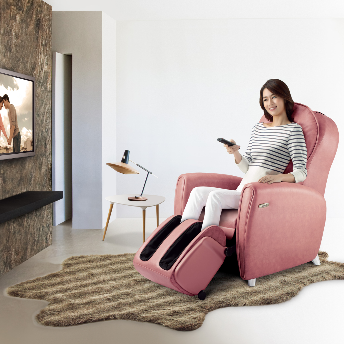 台灣熱追劇 世界冠軍 「OSIM 8變小天后」按摩沙發 讓你輕鬆追劇不怕累！ 歡慶40週年 滿仟送佰 換沙發 趁現在 ~ 星光娛樂流行網