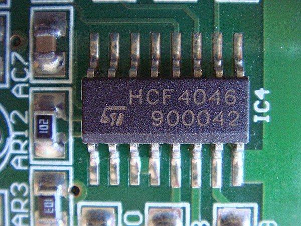 BugWorkShop - 甲蟲工作室: 佳的美（Gadmei）GM2009 智能選台器 Audio / Video 解碼 PCB 板拆解（四）