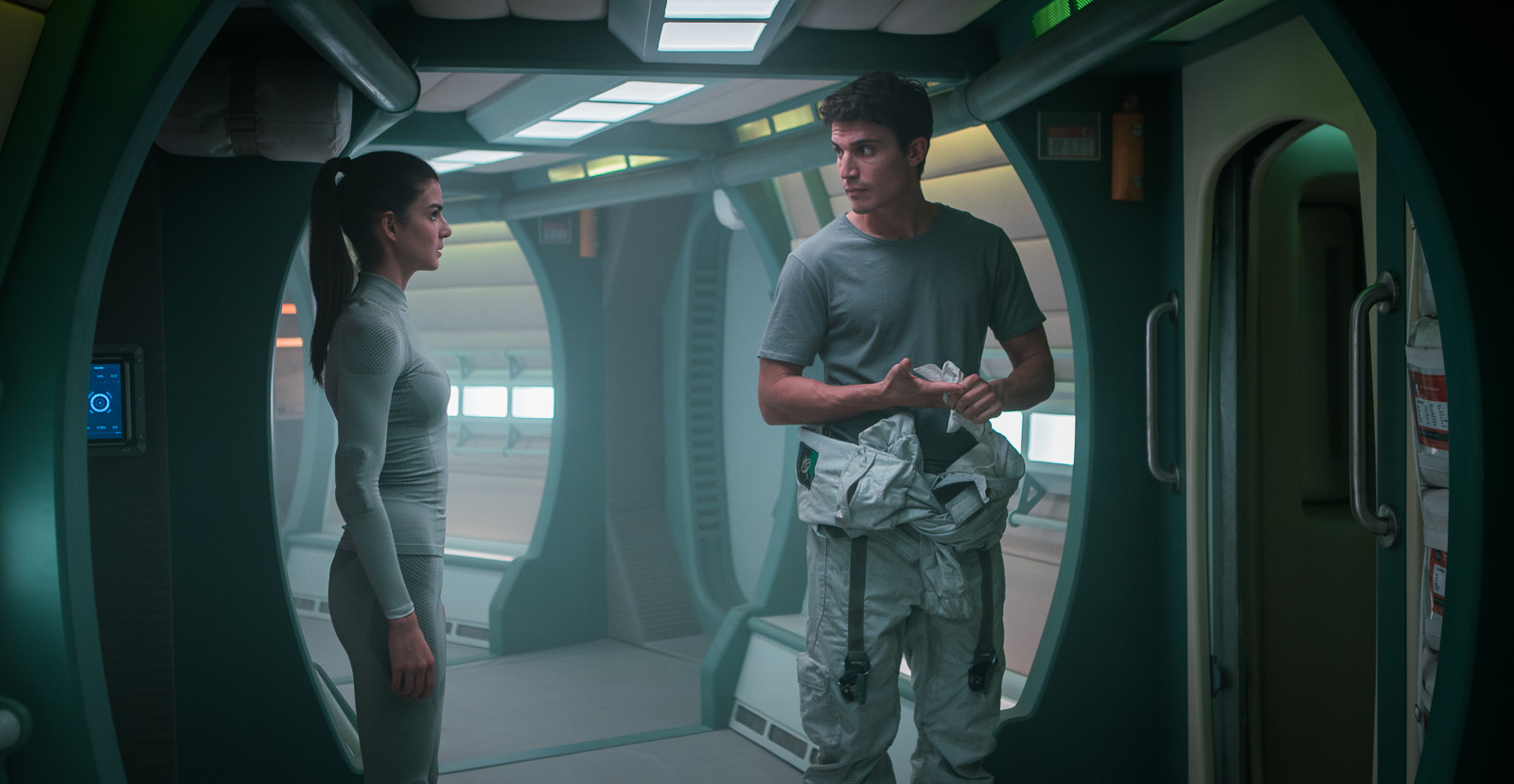 Órbita 9 se estrena por Netflix