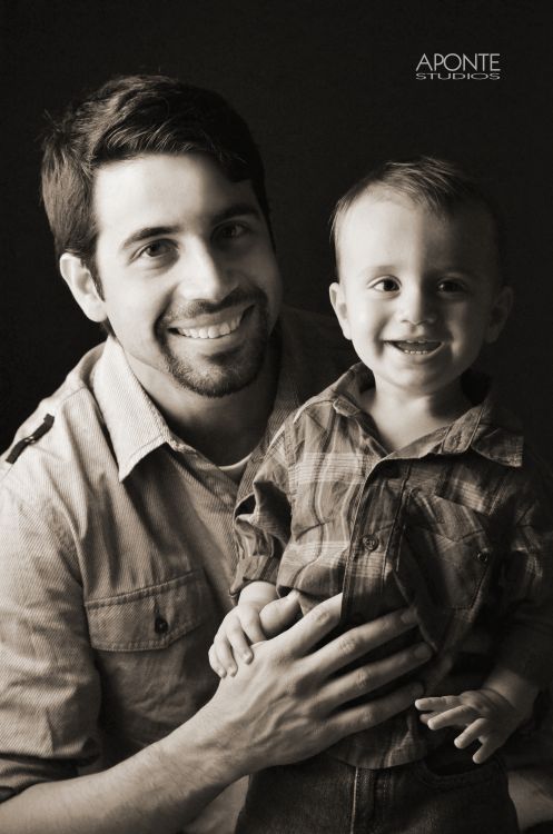 Aponte Studios Blog: The Aponte family...