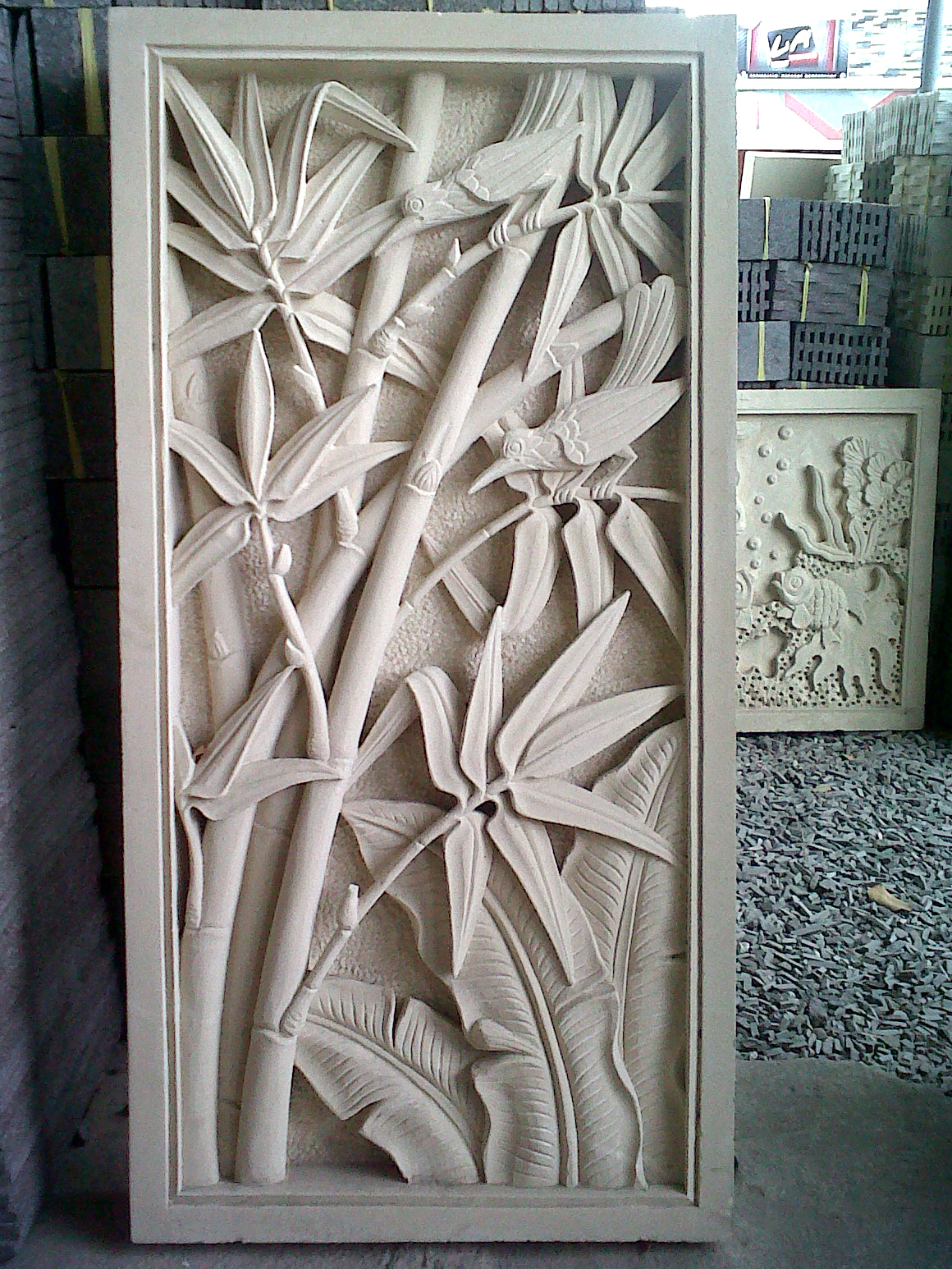 theNGABEstones: Seni Ukir Batu Buat Hiasan Dinding