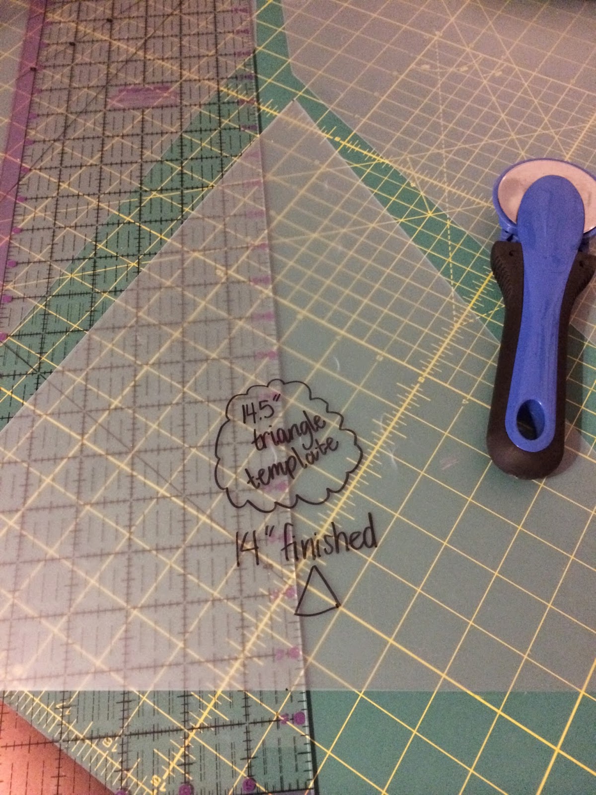 HayleySews: RJR Cotton Supreme Solids - A Summer Sunrise Quilt (free ...