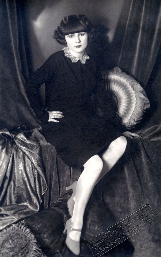 42 Cool Pics of Stylish Women From the 1920s ~ Vintage Everyday