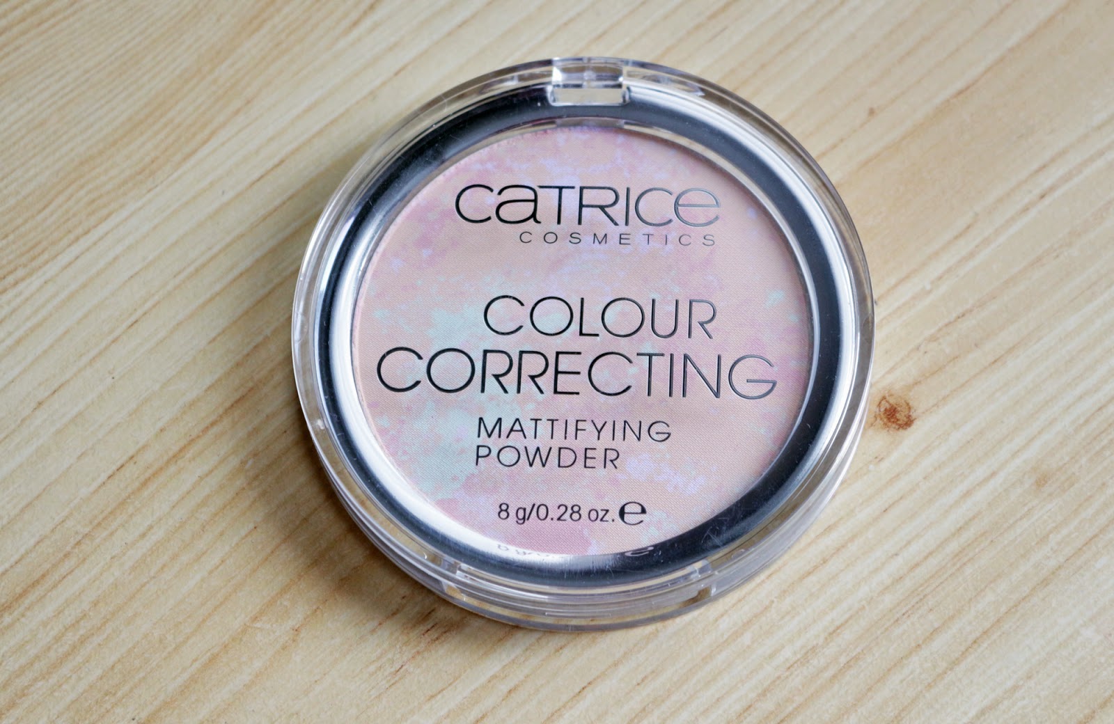 Behind My Makeup: Catrice Colour Correcting mattító púder