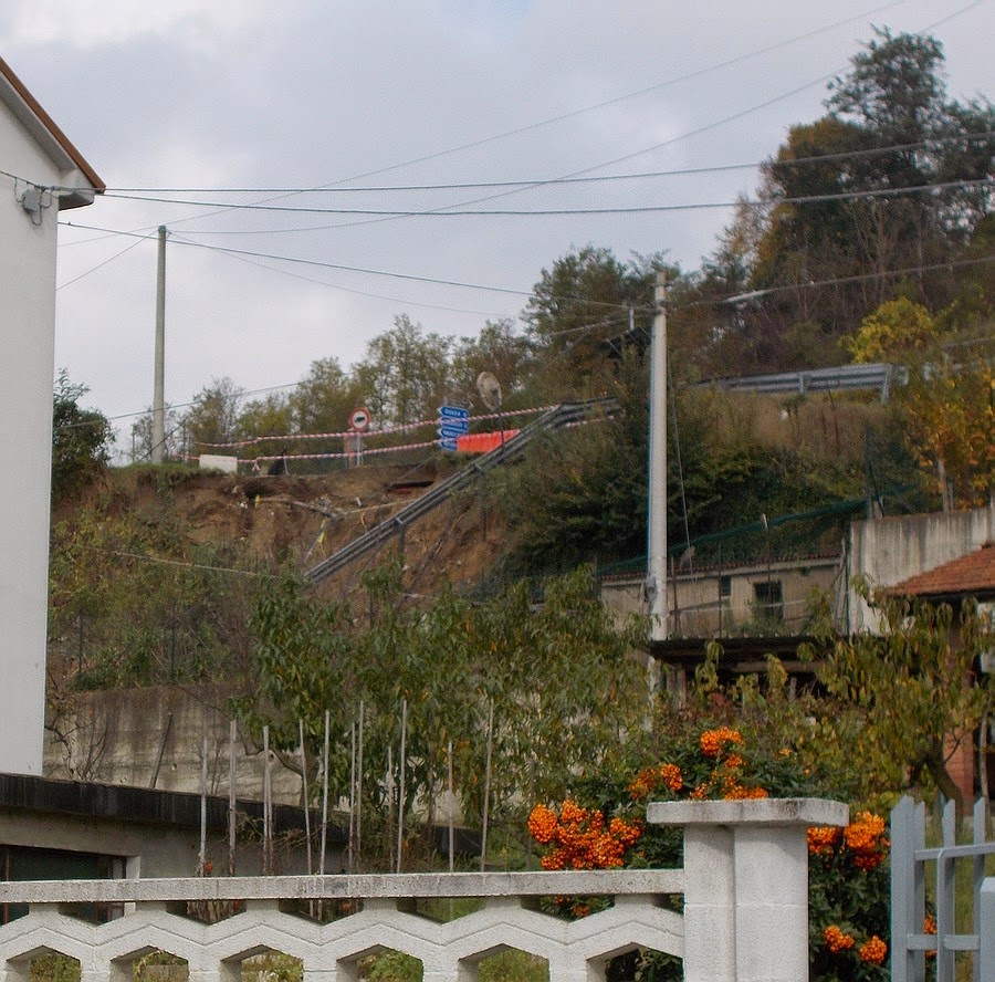 Fotografando...: Gavi (AL) e il Neirone dopo l'alluvione