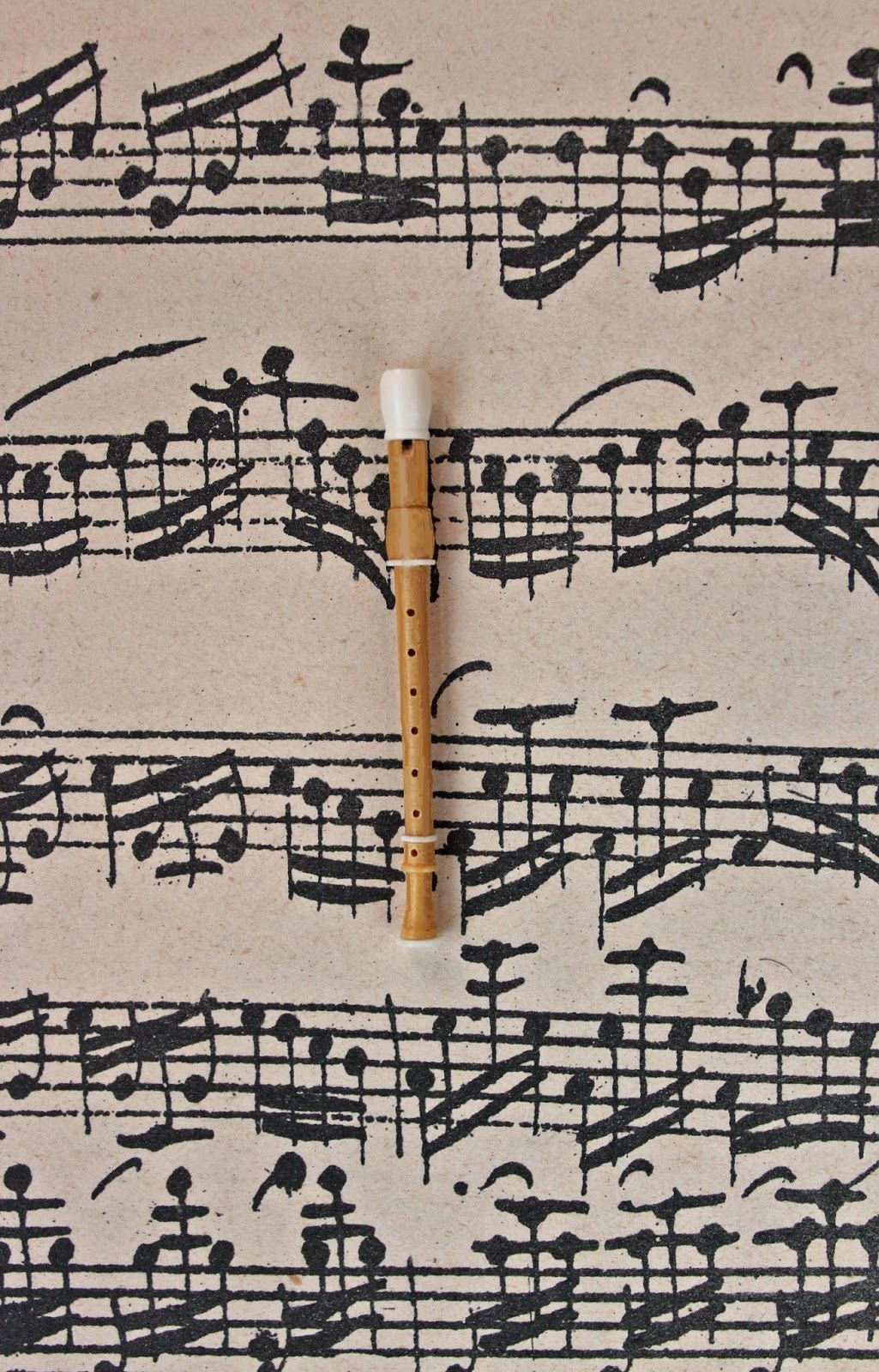 David Edwards Miniatures: 1/12th scale treble recorder in boxwood with ...