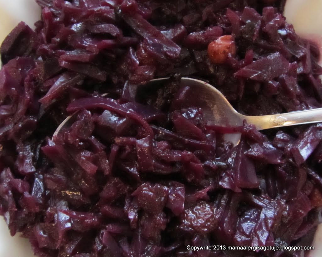 Modra kapusta zasmażana według Hanny Szymanderskiej - Mama Alergika Gotuje