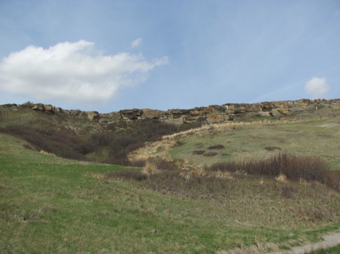 Blue Roads to Hiking Trails: Head Smashed In Buffalo Jump