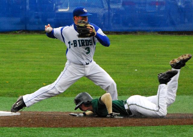 Shoreline Area News: Shorewood victory over Redmond improves ...
