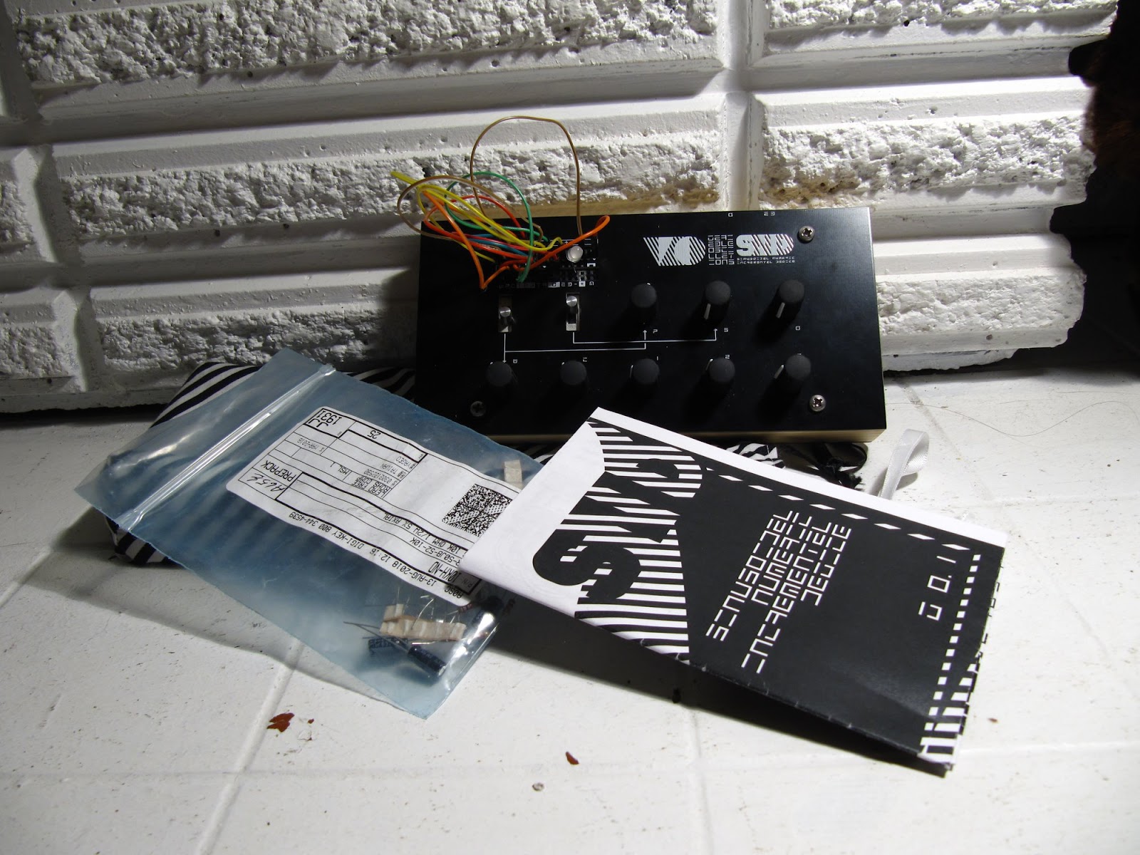 MATRIXSYNTH: Variable Oscillations SNID Synthesizer