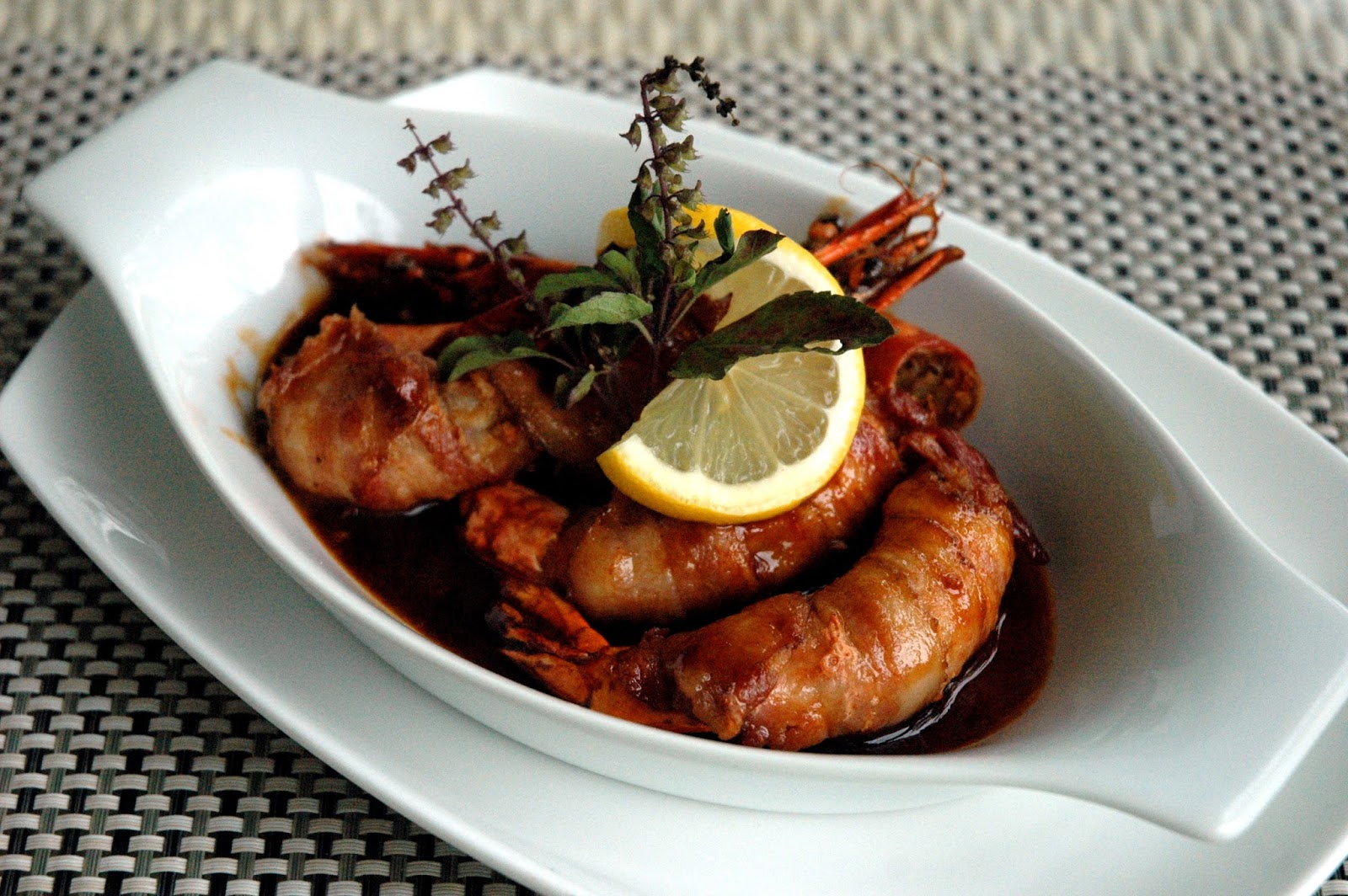 DUDE FOR FOOD: Lunch at Pico de Loro's Pico Restaurant and Bar